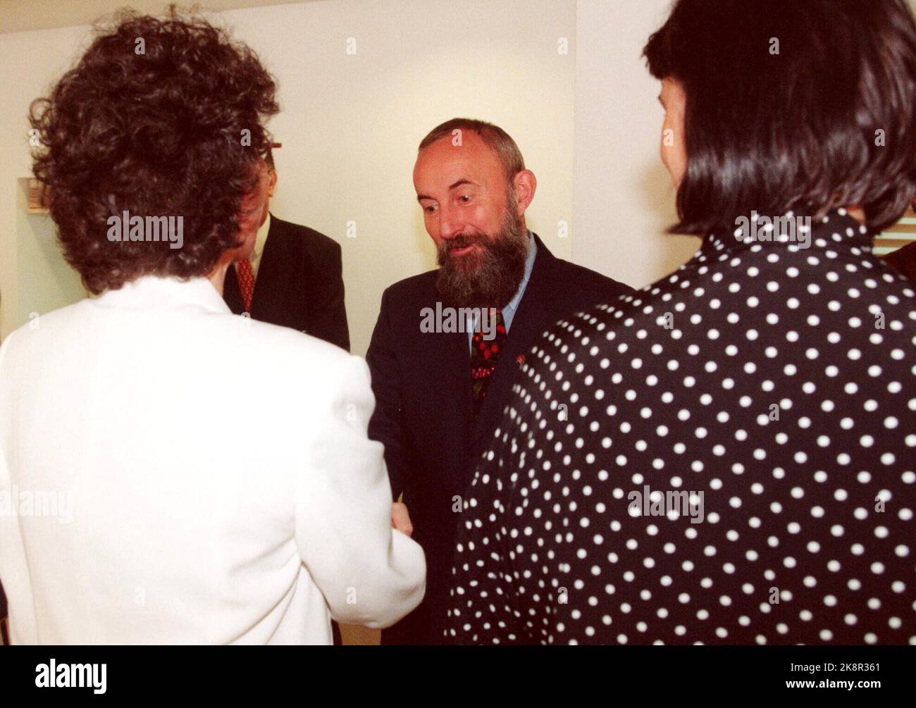 Cornelius poppe scanfoto ntb womens case meetings and conferences hi ...