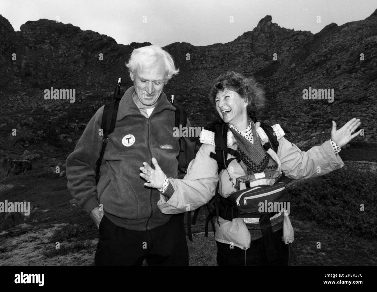 Svolvær 19890819. Crown Princess Sonja together with the war hero and ...
