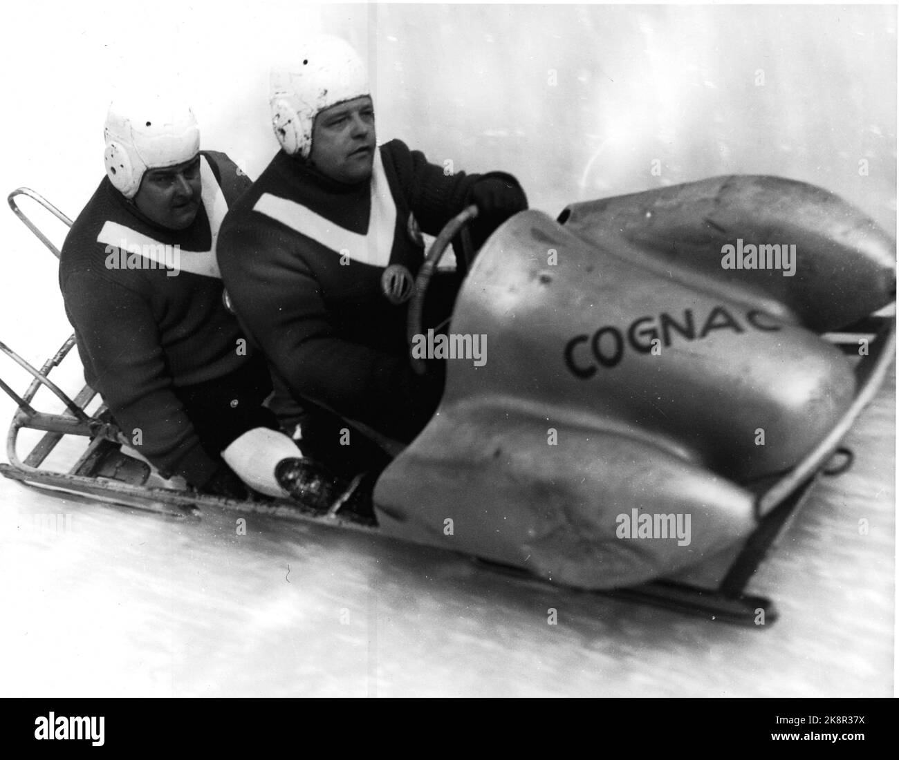 Oslo 1952. Olympic gold to Germany in Tower-Bob with Andreas Cheese and ...
