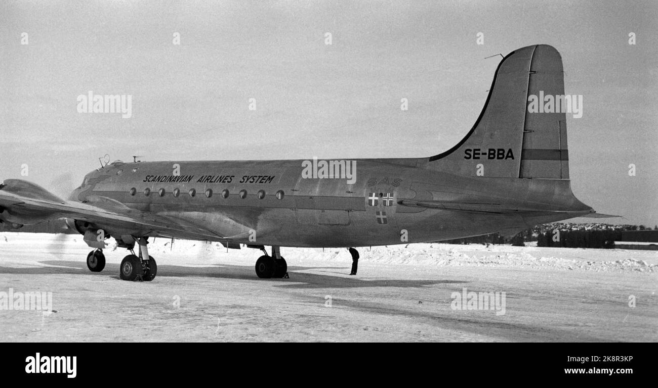 Oslo 19470222: SAS's first correct Atlantic aircraft, a Douglas DC-4 ...