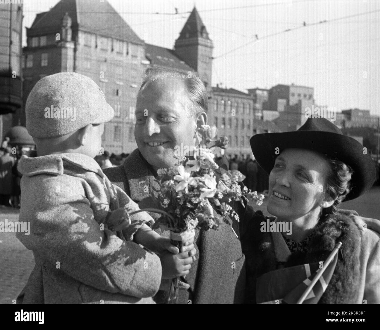 19450527 hi-res stock photography and images - Alamy