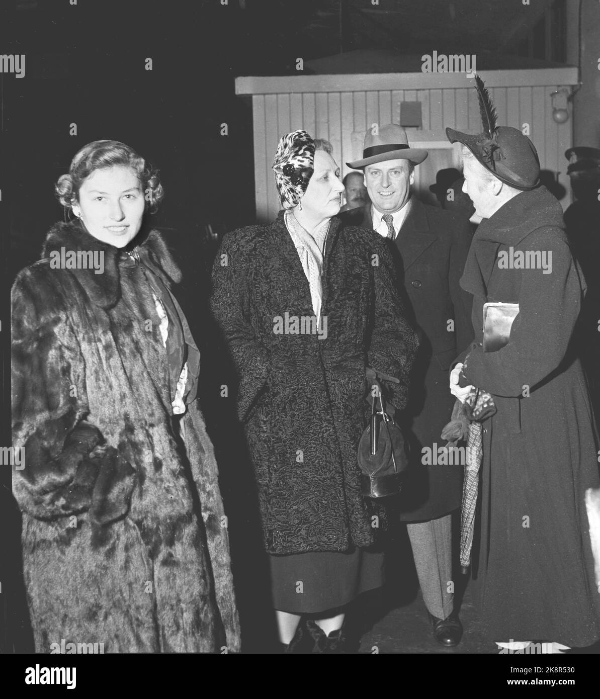 19501211 hi-res stock photography and images - Alamy