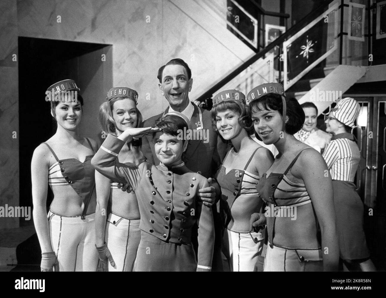 Oslo 19641125: From the review "Just Jatt Me´n" Actor Leif Juster, Kari ...