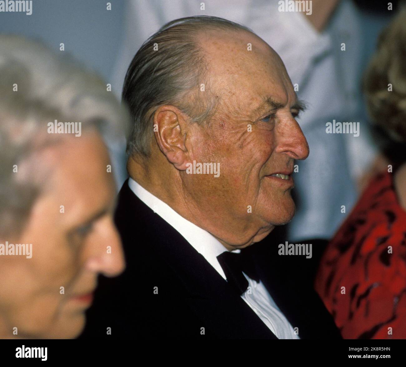 Knut falch ntb the norwegian royal house travel abroad profile hi-res ...