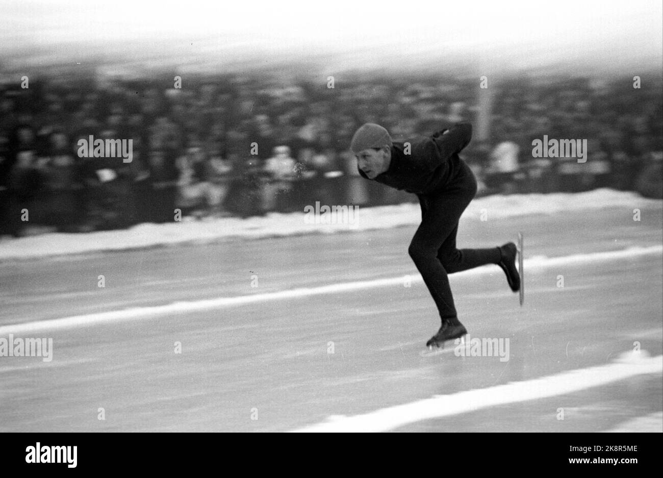 Oslo 19470215 World Cup on skates, quick races, 5000 meters. Reidar ...