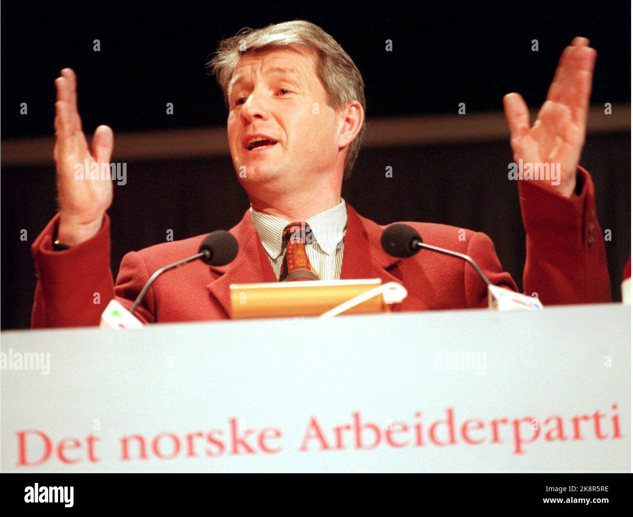 Labor party leader thorbjorn jagland hi-res stock photography and ...