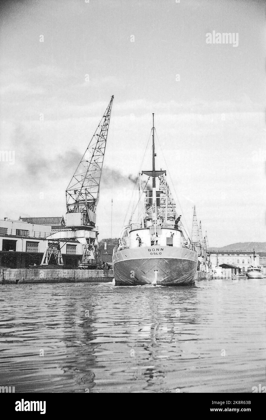 Oslo 19460916. Picture from Oslo Harbor 1946. Here the Norwegian cargo ...