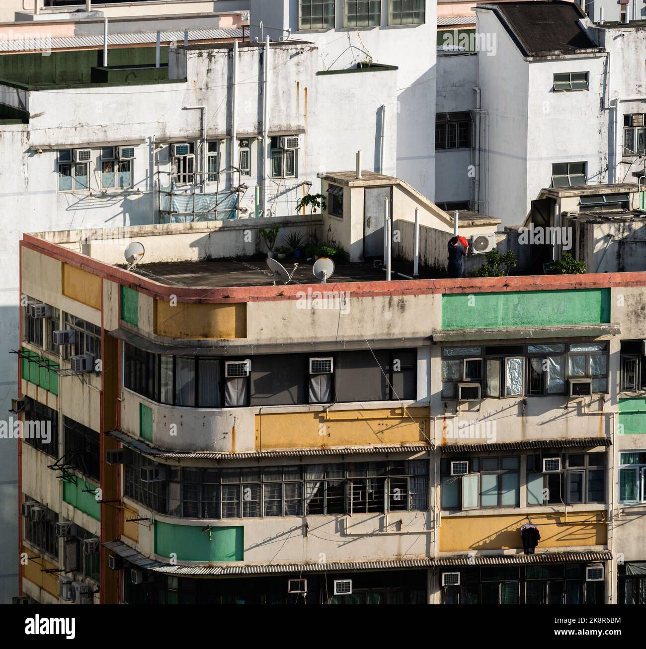 Old building under sunlight hi-res stock photography and images - Alamy