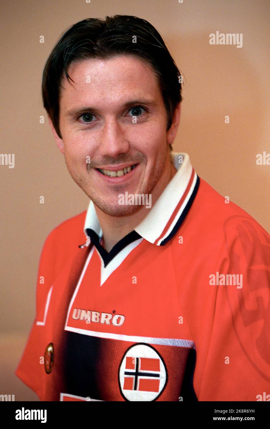 Oslo november 1996 footballer oyvind leonhardsen national team suit ...