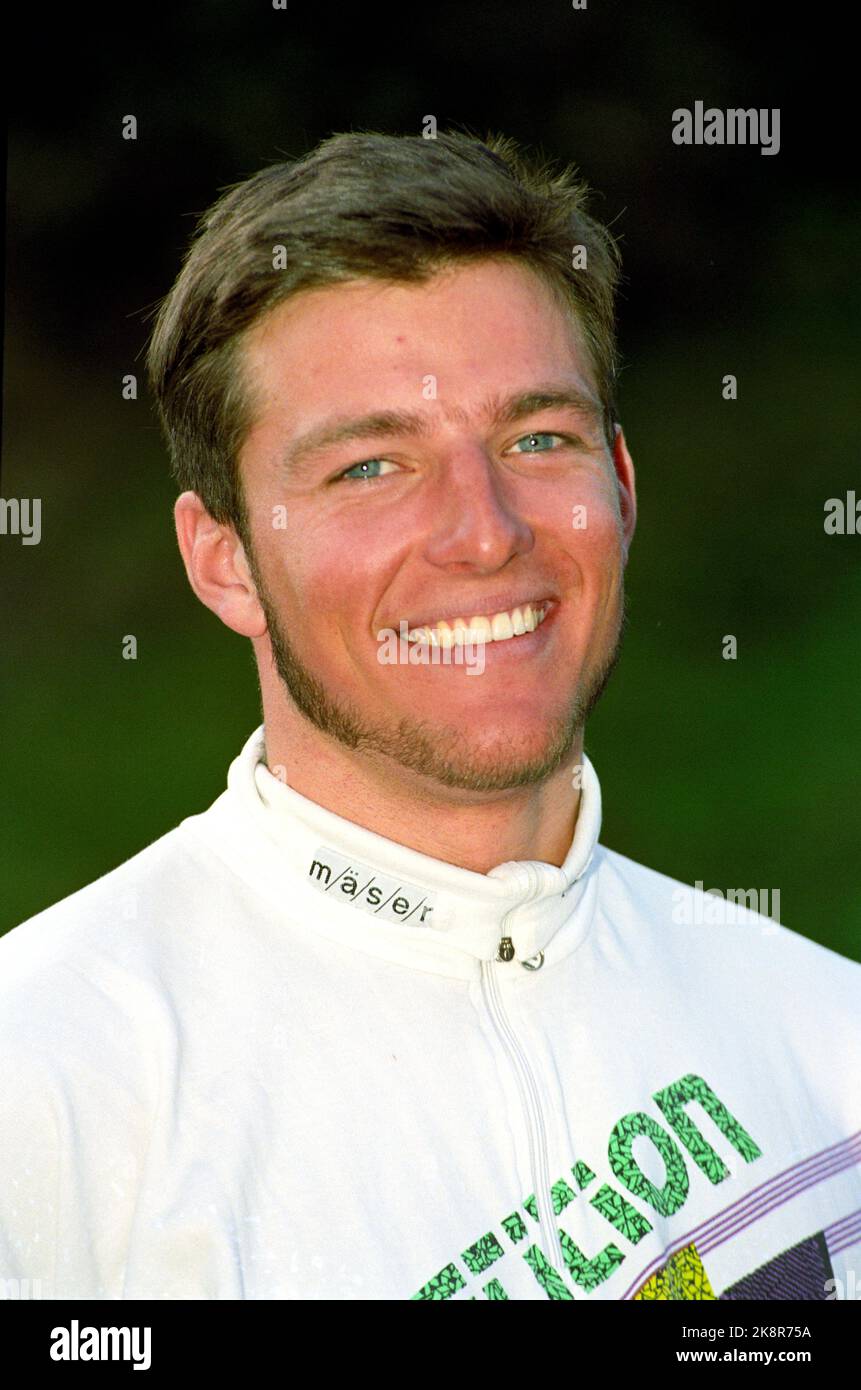 Oslo 19911024 tom stiansen the national team hi-res stock photography ...