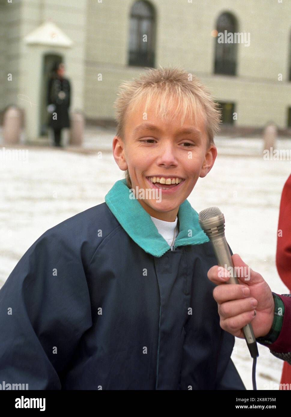 Terje bendiksby ntb happiness alone portrait hi-res stock photography ...