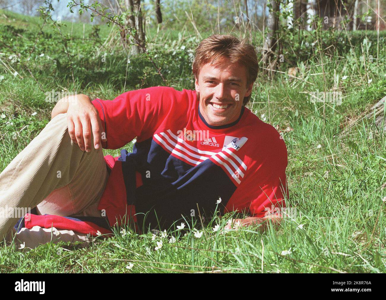 Ntb plus ntb running exercises sport happiness alone portrait hi-res ...