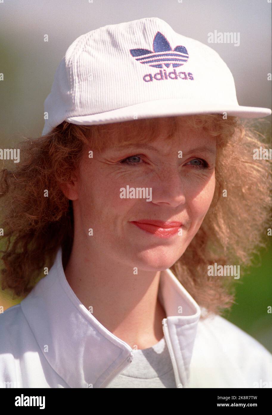 Bjorn owe holmberg women exercise hi-res stock photography and images ...