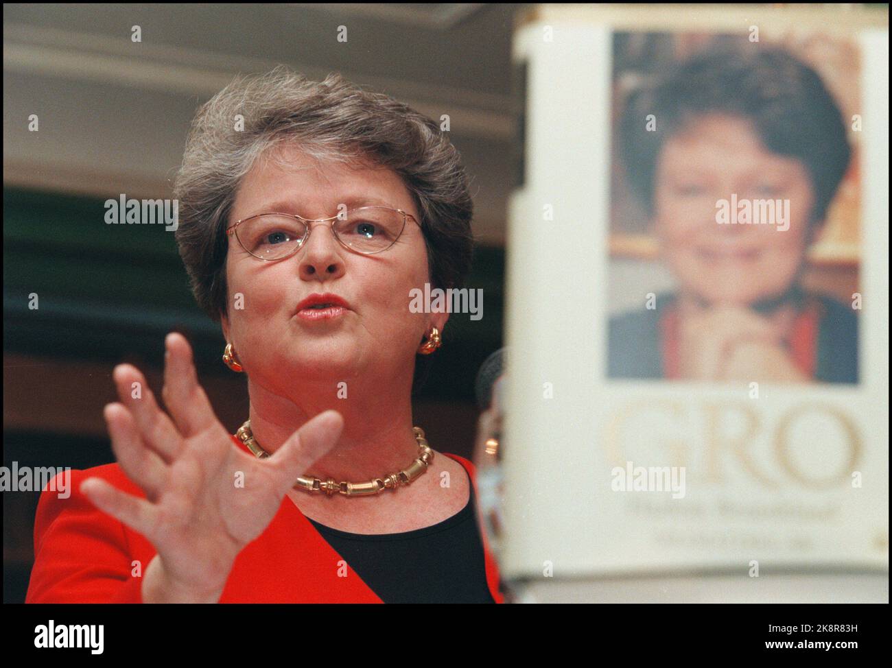 19981112 hi-res stock photography and images - Alamy