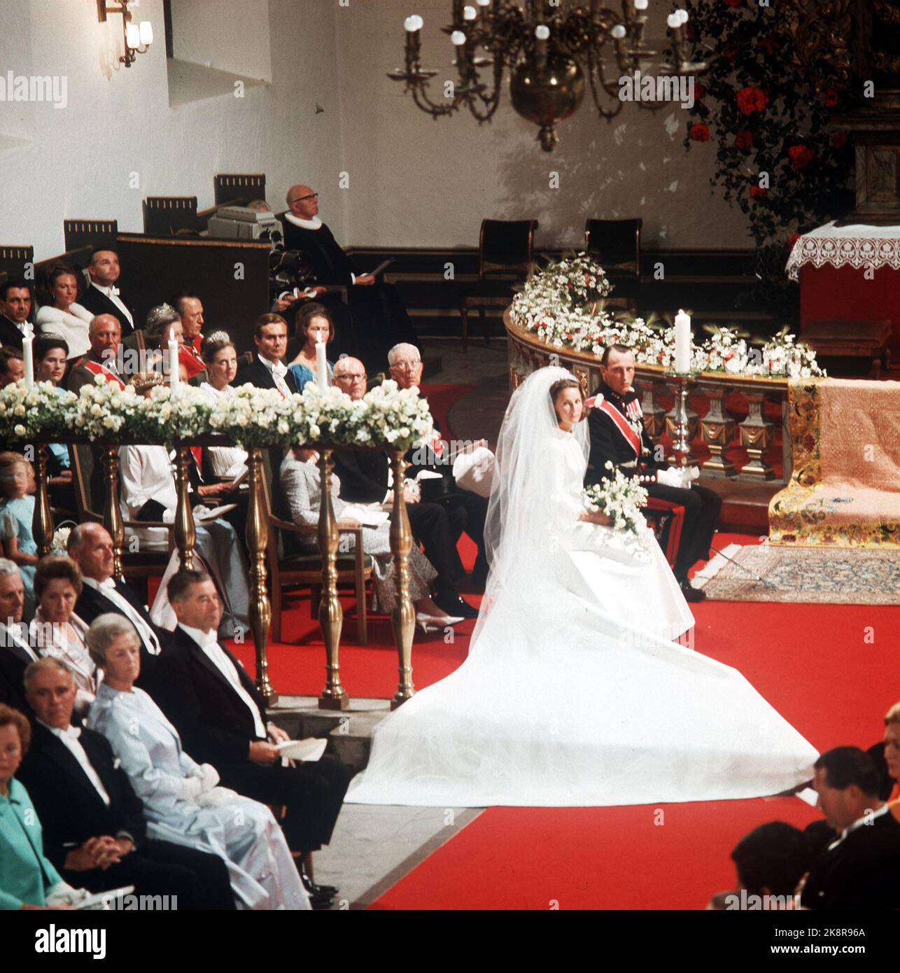 Ntb The Norwegian Royal House Wedding Dresses Dresses Wedding Hi Res