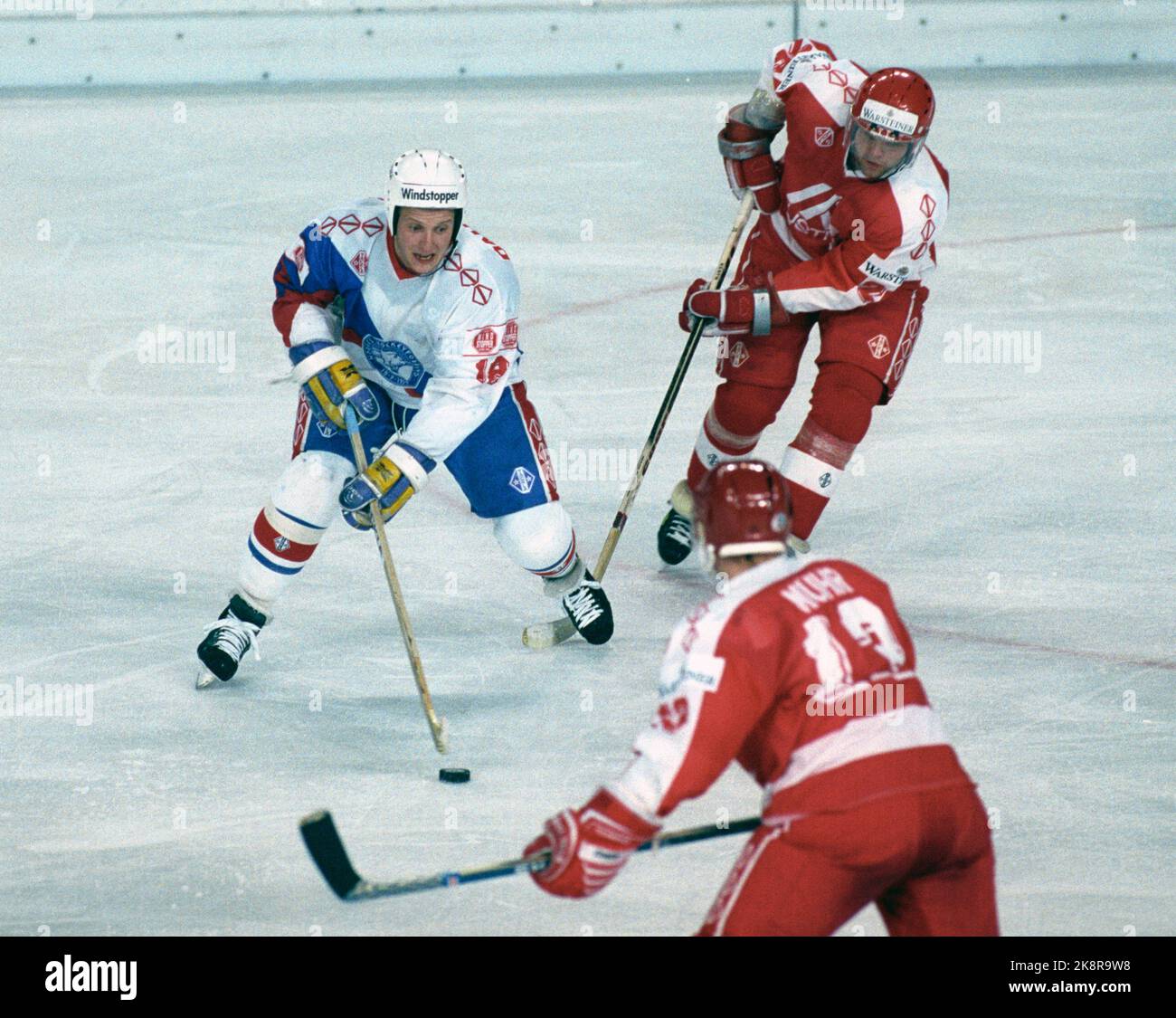 Munich Germany 19930429 A-World Cup in ice hockey. Norway / Austria 2-6 ...