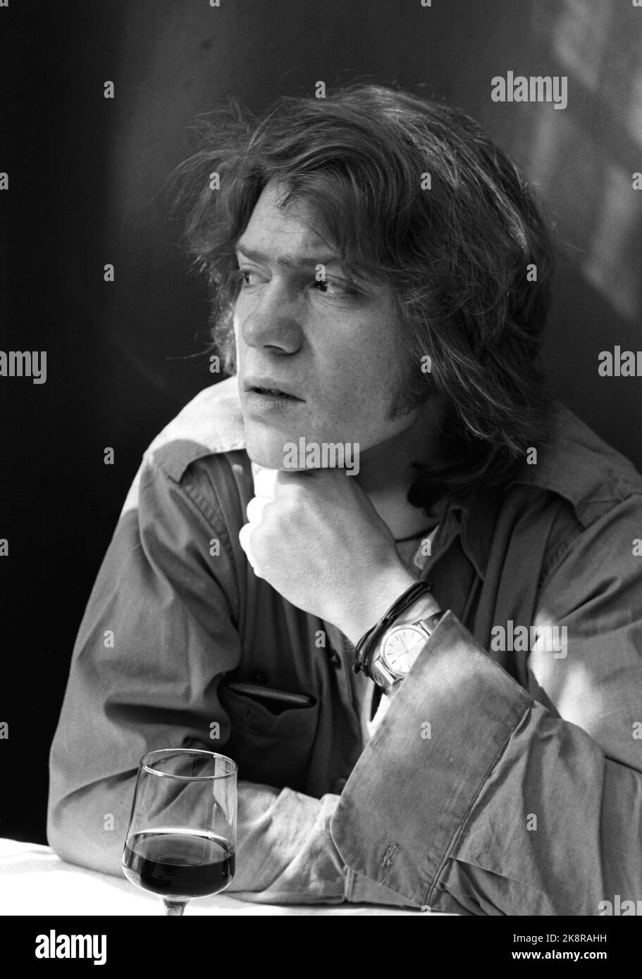 Ntb ntb film alone hi-res stock photography and images - Alamy