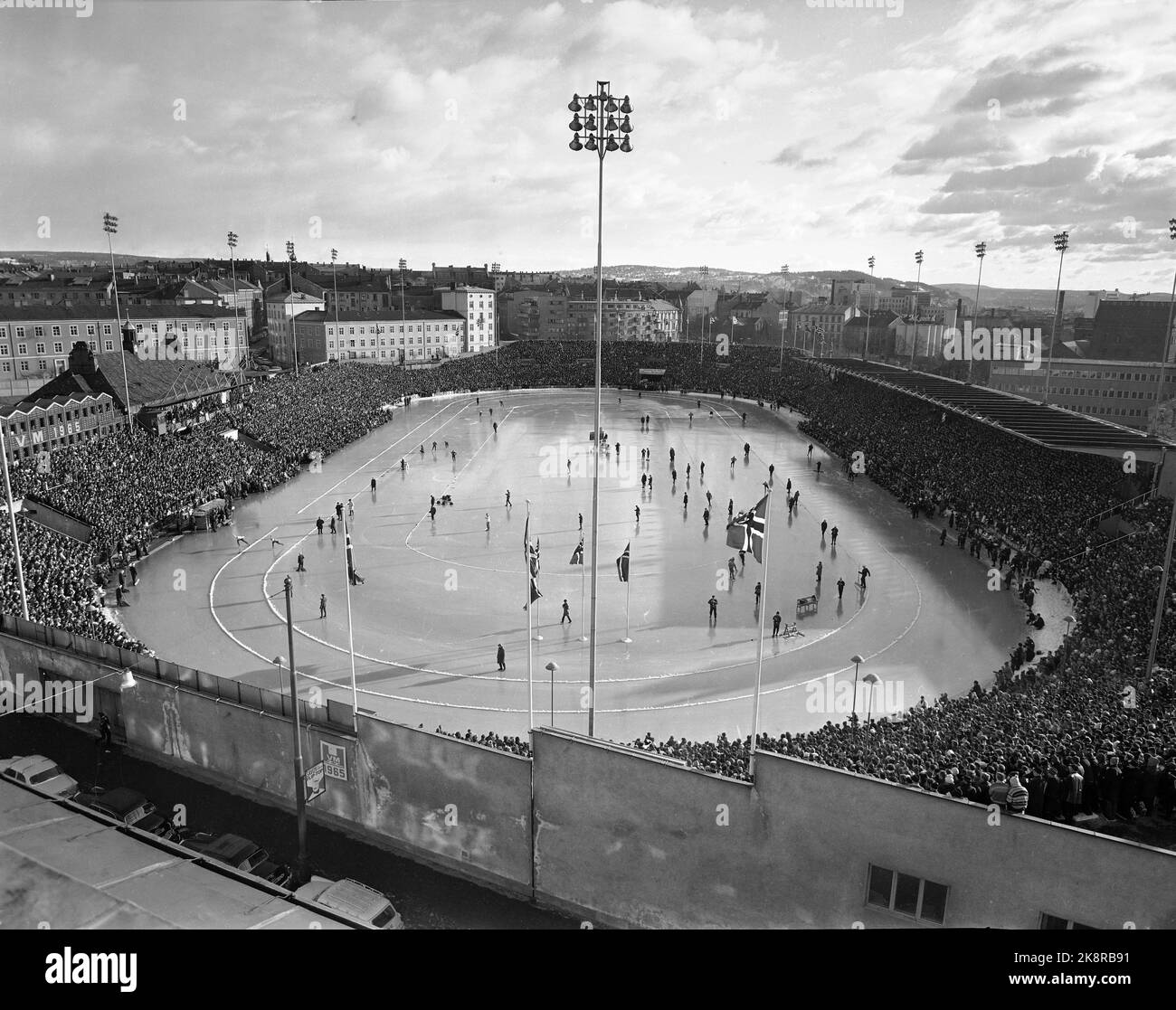 Oslo 19650214 World Championships on skates, fast races, at Bislett ...