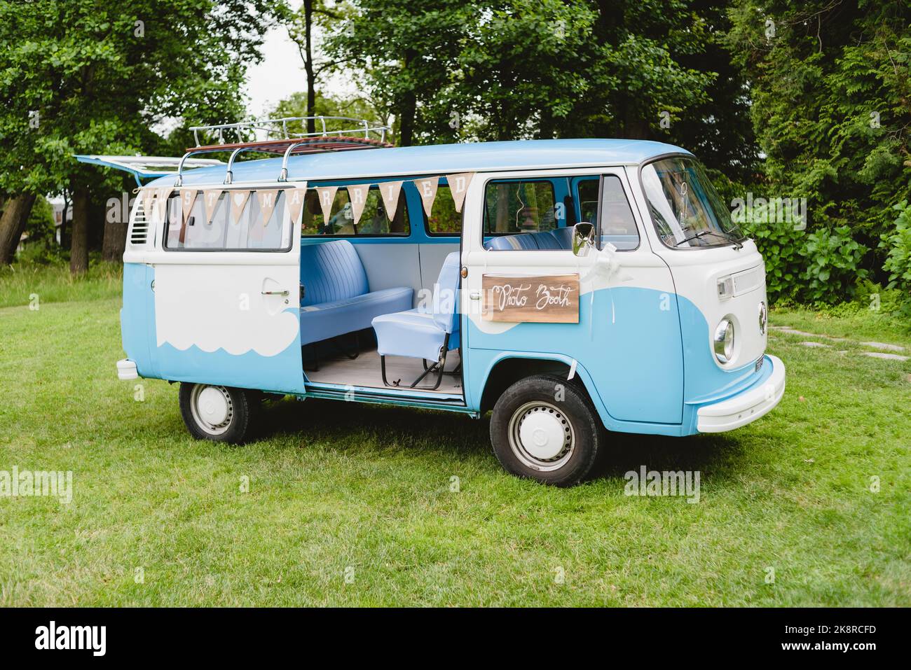 A vintage van beautifully decorated for a photo booth Stock Photo - Alamy