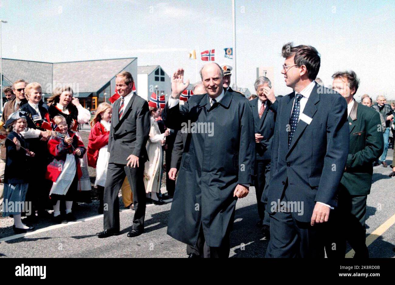 Kollsnes. 19960619. King Harald opened the Troll field on Wednesday ...
