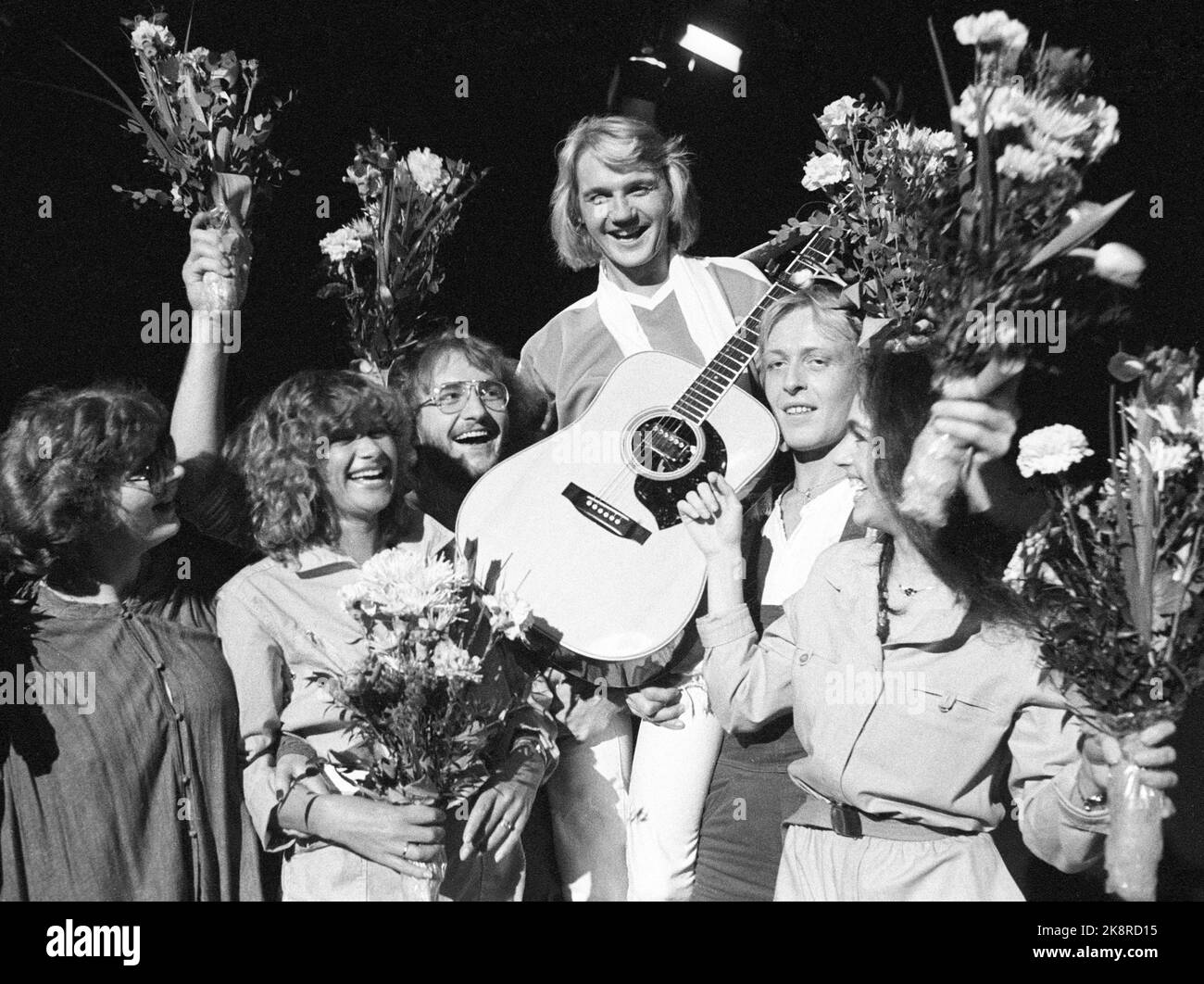 1981 singer singer finn kalvik photo hi-res stock photography and ...