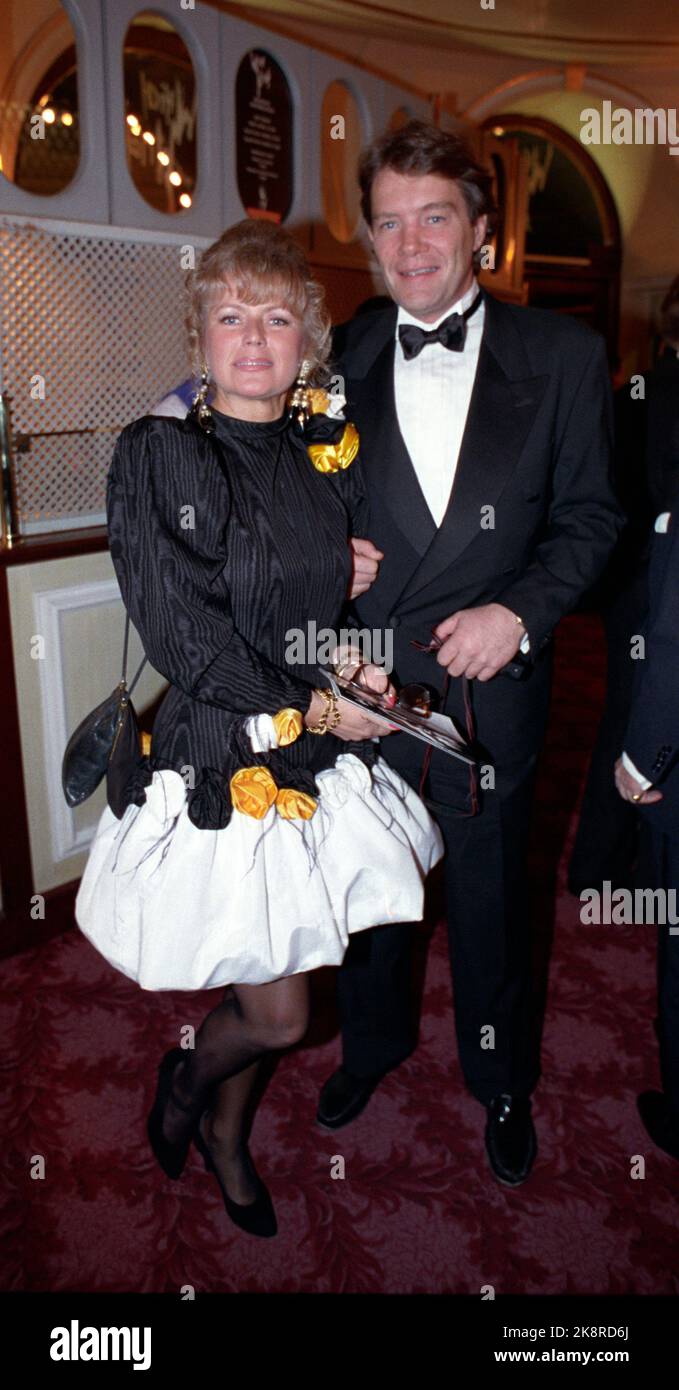England 19921022 hi-res stock photography and images - Alamy