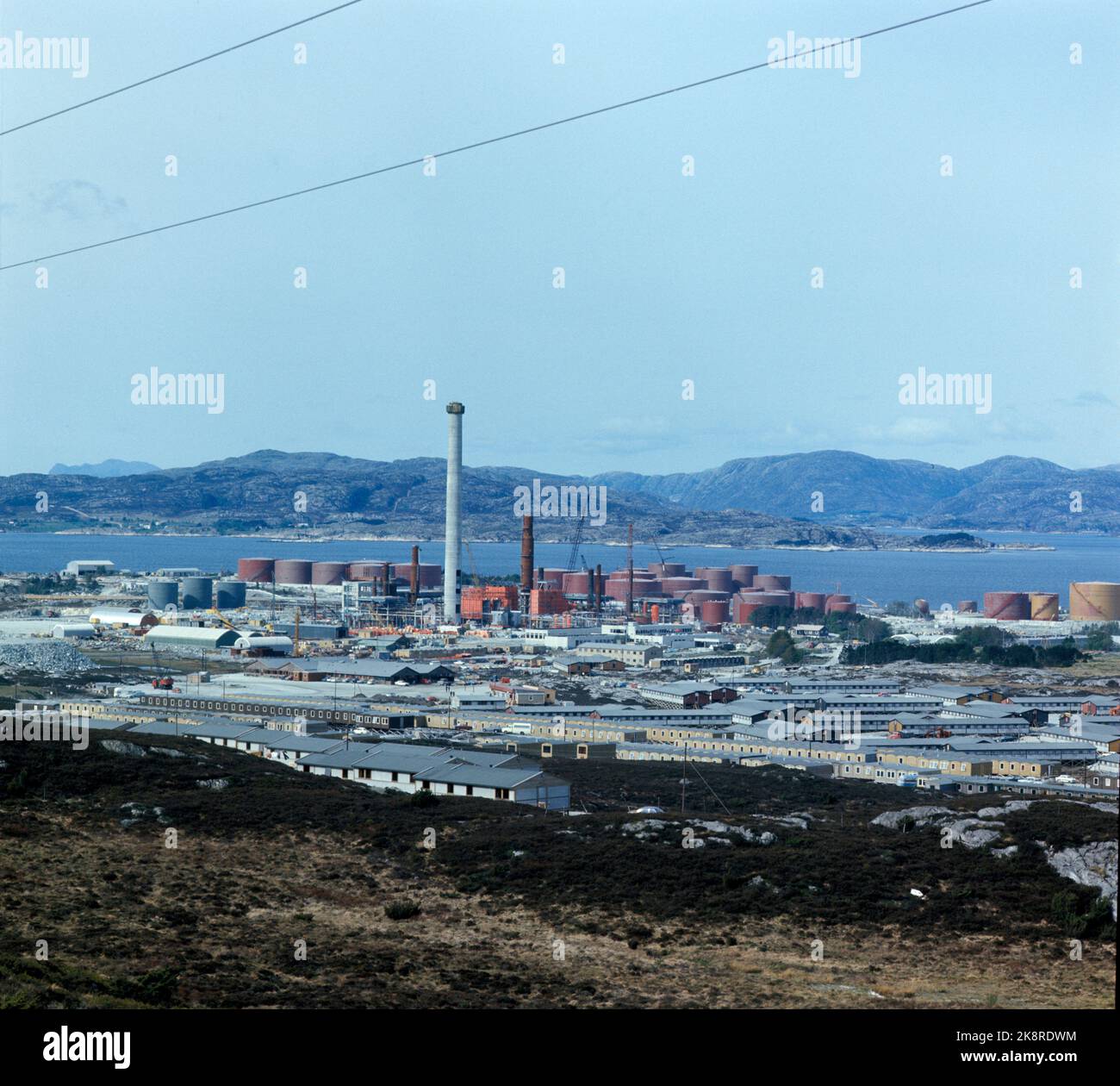 Erik thorberg ntb ntb construction site overview barracks oil refiner ...