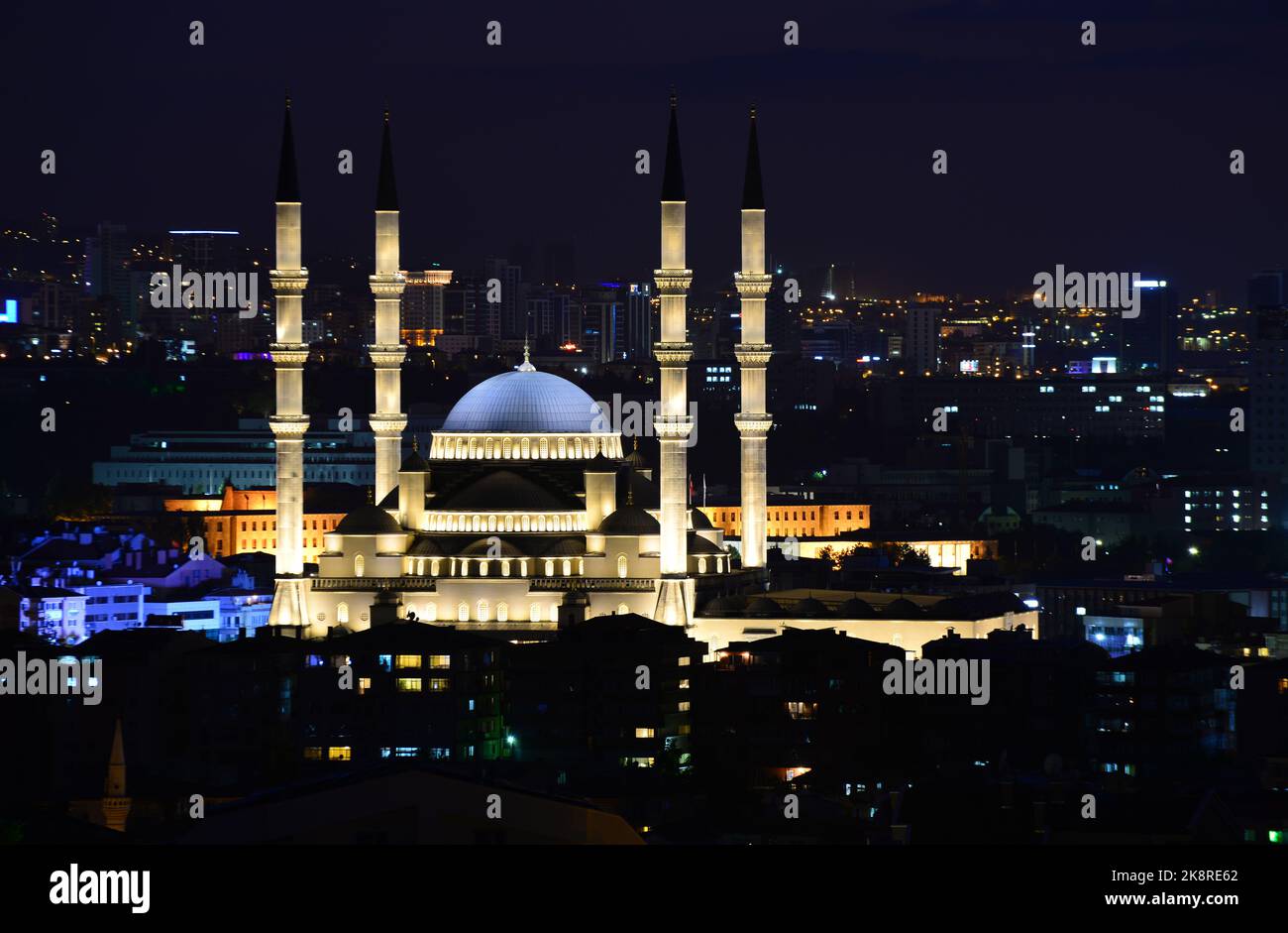 A beautiful night view of Ankara's Kocatepe Mosque and Anitkabir ...
