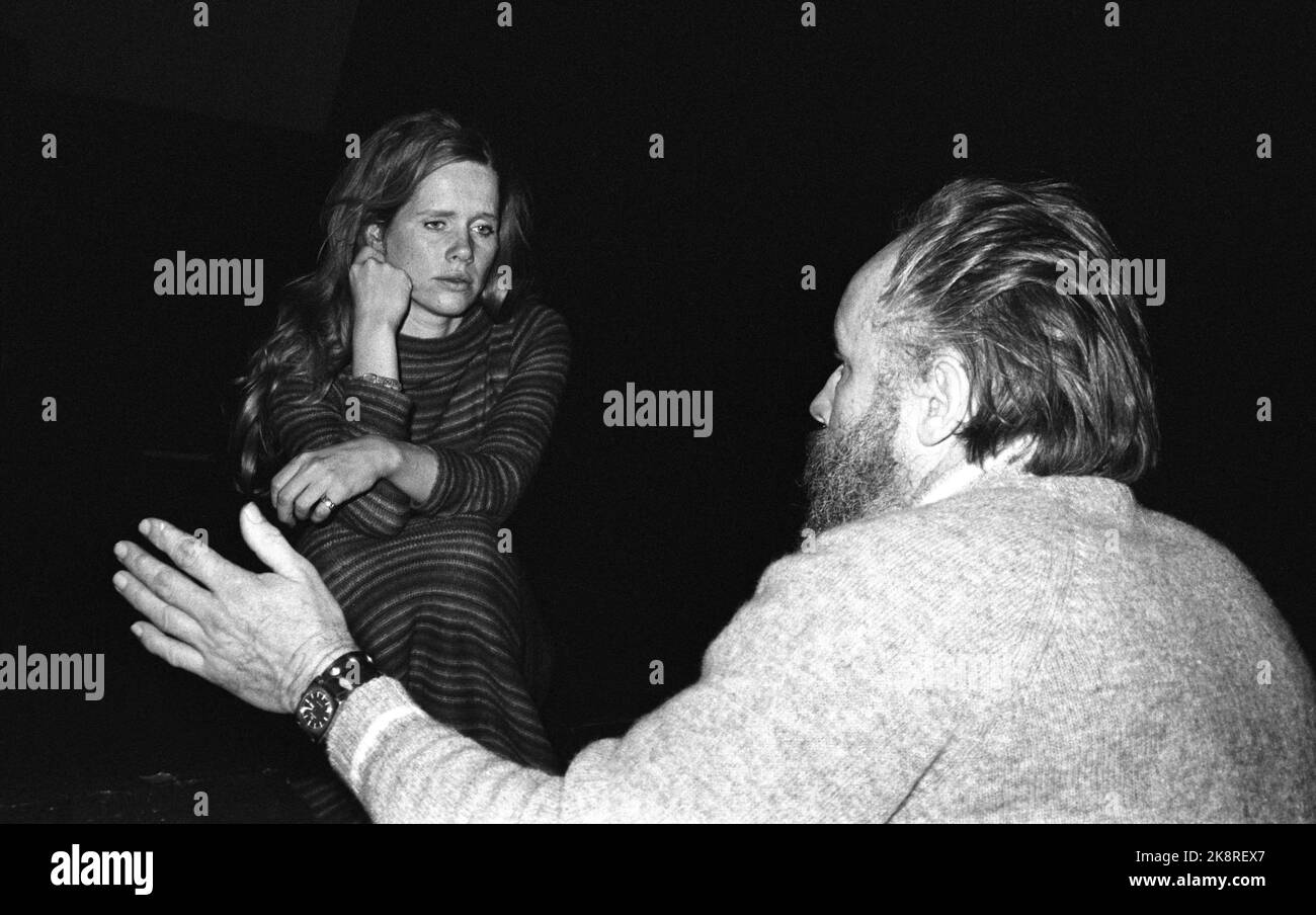 Tests at the norwegian theater here hi-res stock photography and images ...