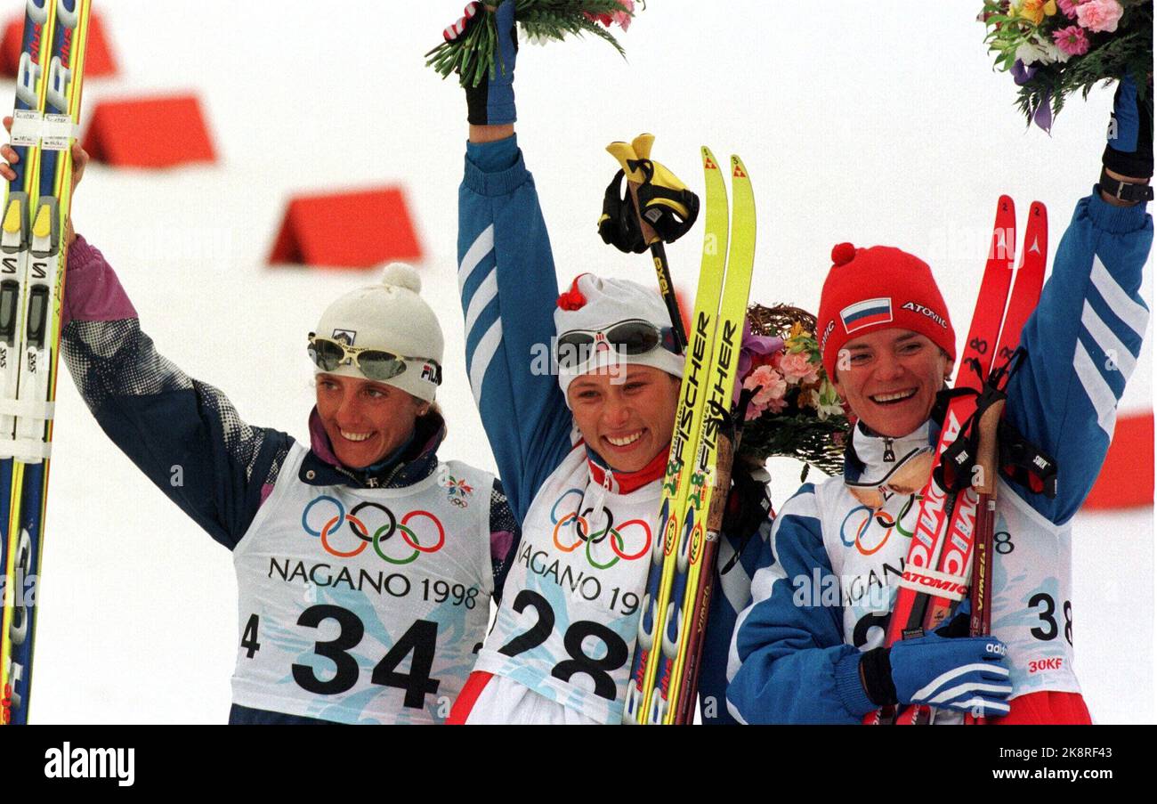 OL NAGANO 199802: Cross -country skiing. 30km women. The pallet during ...