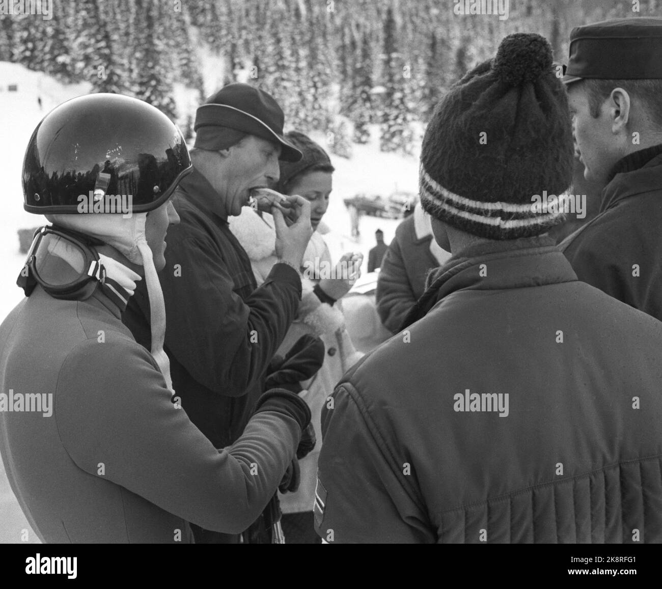 Hemsedal April 5, 1969. Crown Prince Harald and Crown Princess Sonja ...