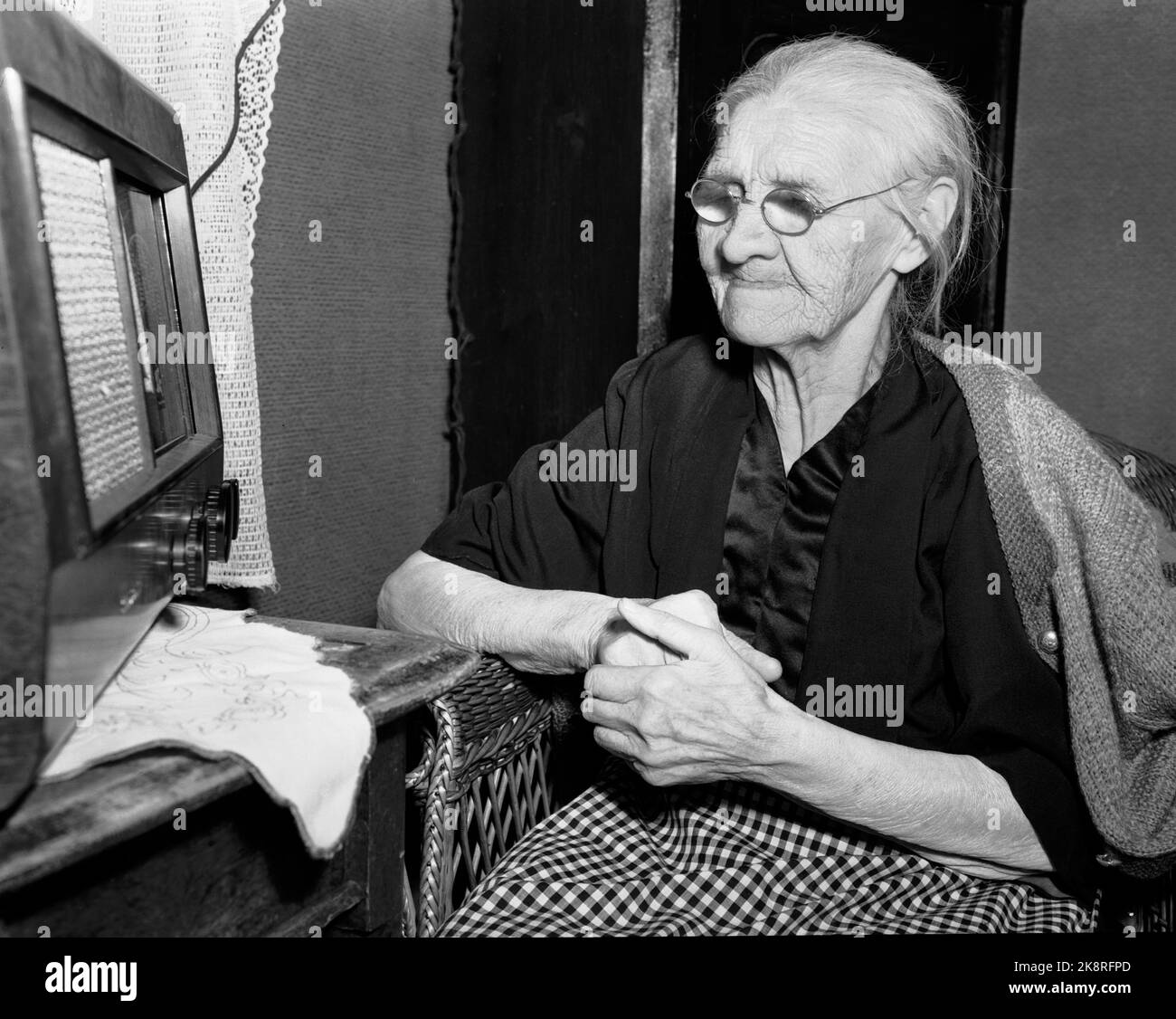 95 Year Old Andrea Andersen Has Just Received His Radio Hi Res Stock