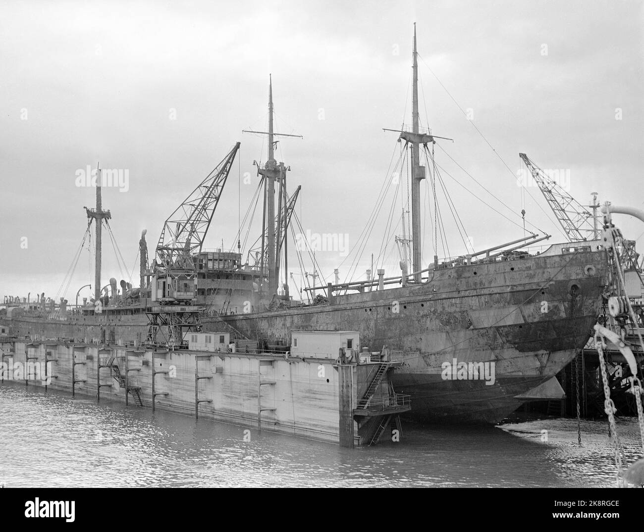 Oslo 19520514. The prison ship Danube, which was lowered during the war ...
