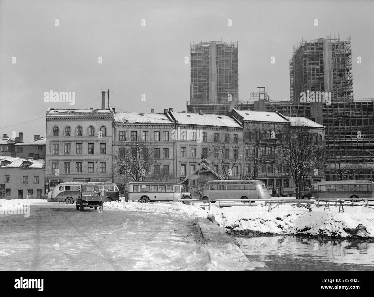 Oslo March 1937 Pipervika in the center of Oslo. Behind Th. The towers ...