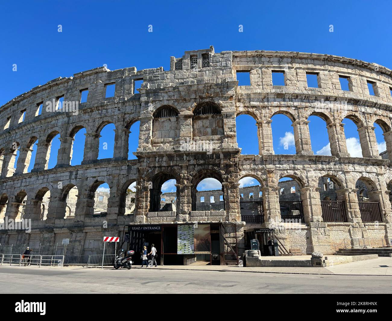 The architecture of Pula Arena, Roman amphitheatre in Pula, Croatia ...