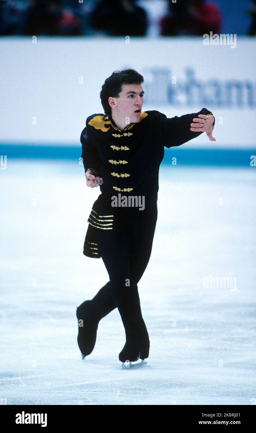 Elvis stojko can in action he became no 2 photo hi-res stock ...