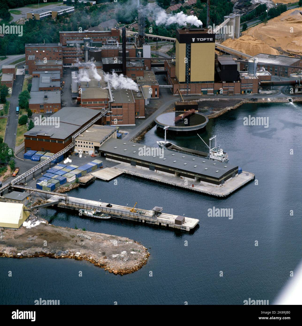 1981 tofte cellulose factory photo hi-res stock photography and images ...