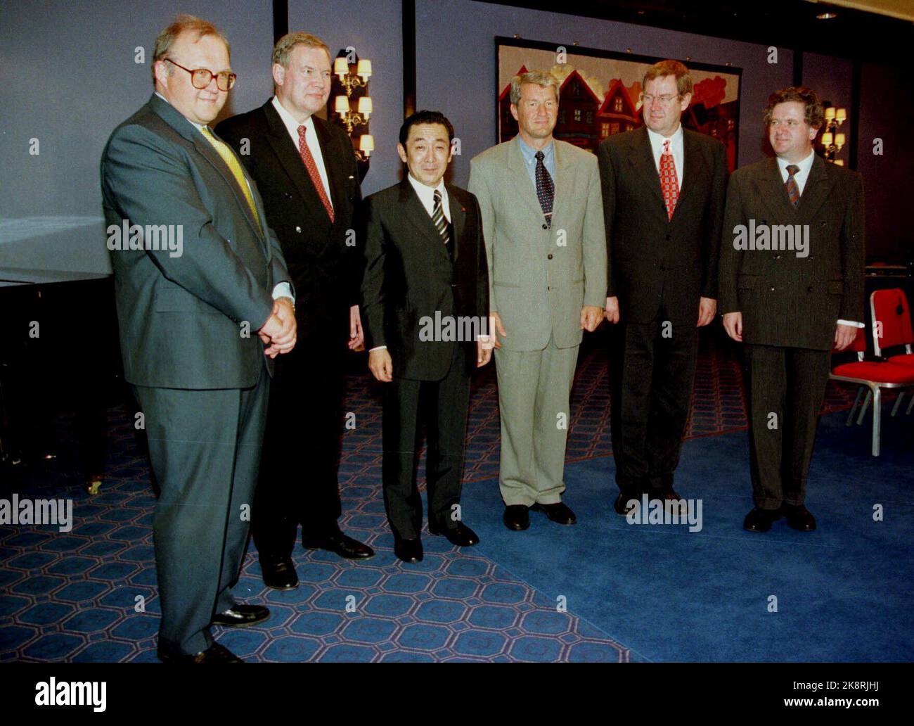 Bergen 19970626: Family picture of the six prime ministers gathered in ...