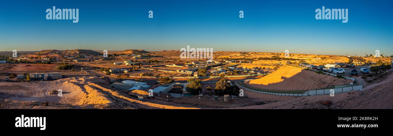 A panoramic shot of a town in Coober Pedy, South Australia Stock Photo ...