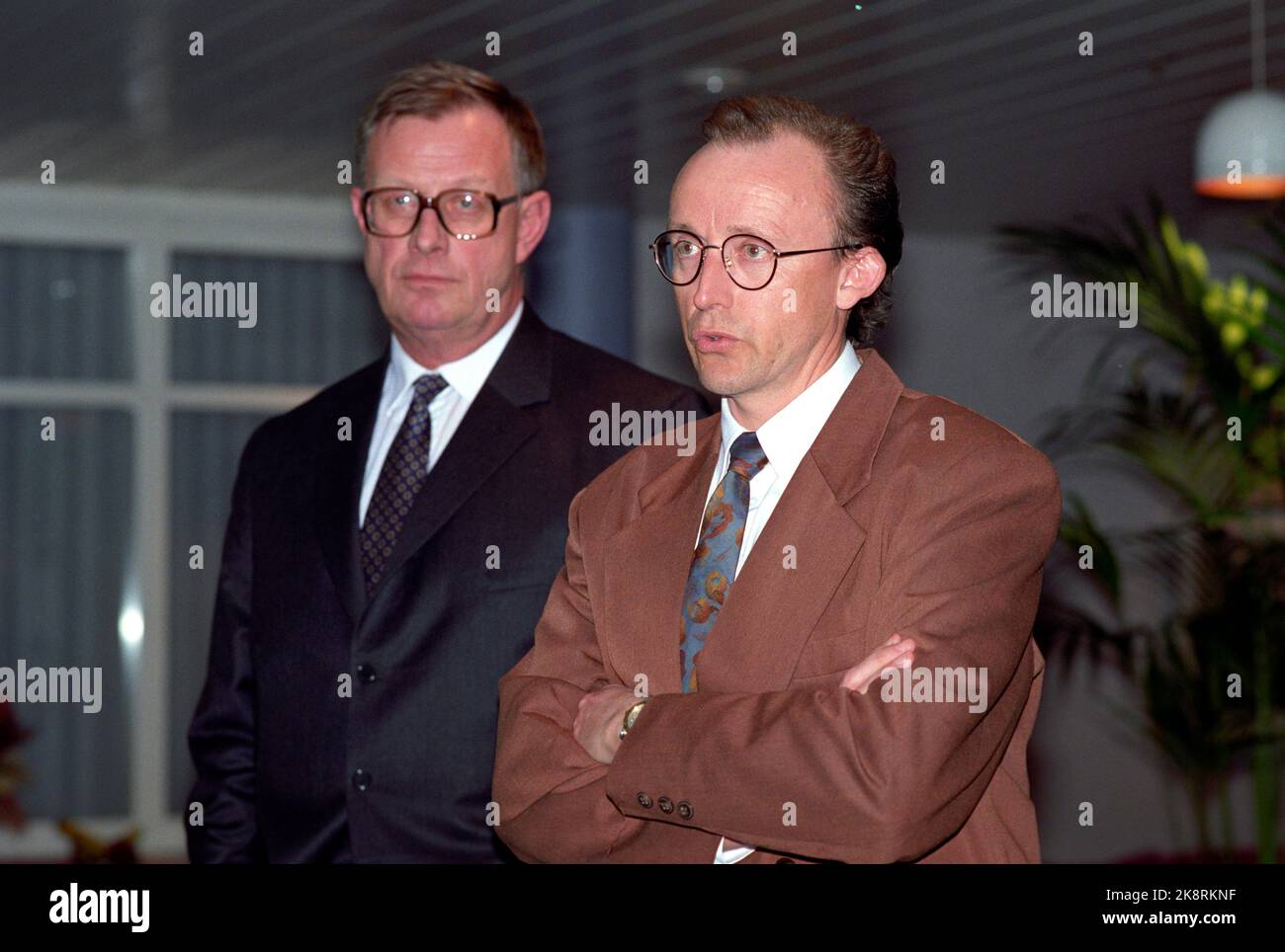 Oslo 19910403 chairman tinius nagell erichsen hi-res stock photography ...