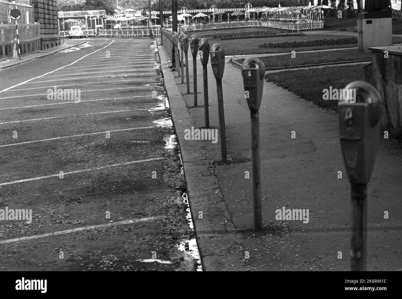 Oslo June 28, 1969. Karl Johansgate in Oslo on a hot summer day. Here ...