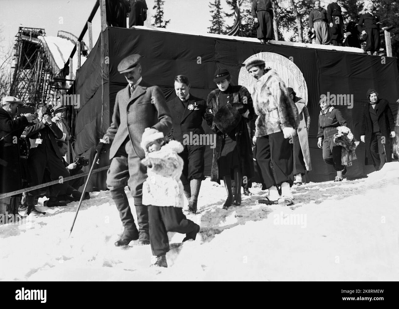 Oslo march 1938 the royal family in holmenkollen front hi-res stock ...