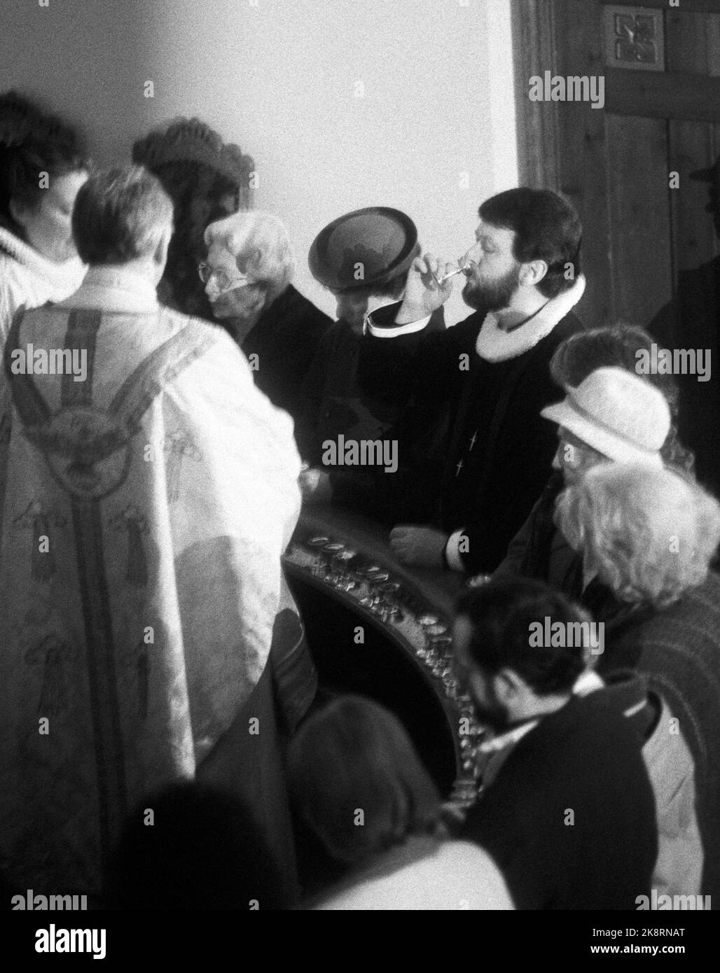 Oslo 19920112 Ludvig Nessa drinks wine during the Lord's Supper in ...