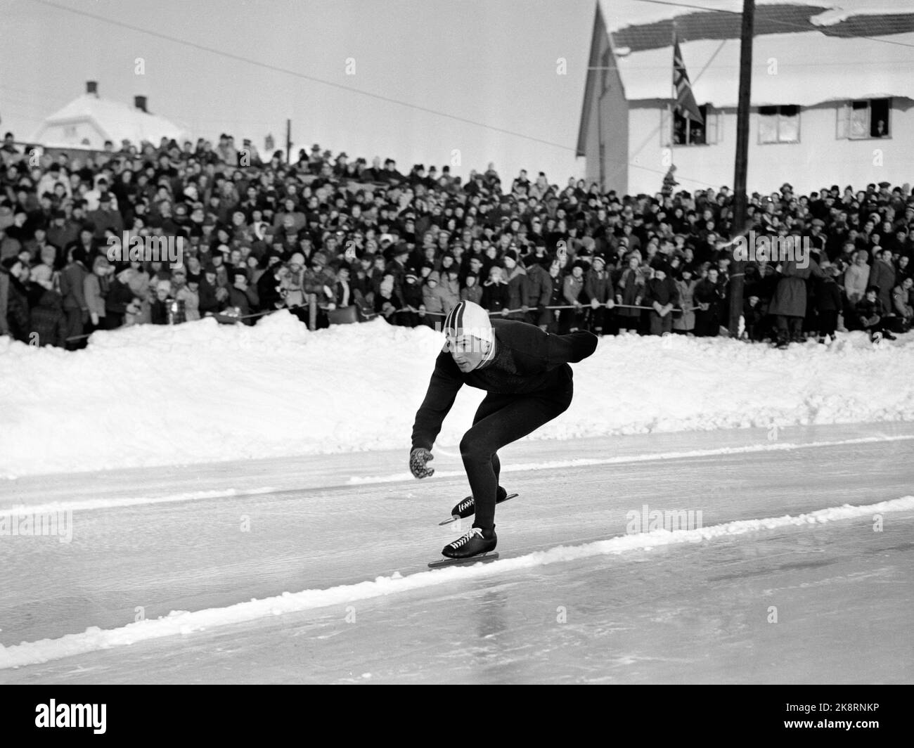 Hamar 19560115 nm on skates hi-res stock photography and images - Alamy
