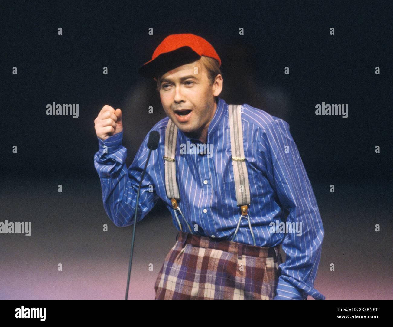 Oslo October 1984. Dag Frøland's review "Castle" at Chat Noir. Here ...