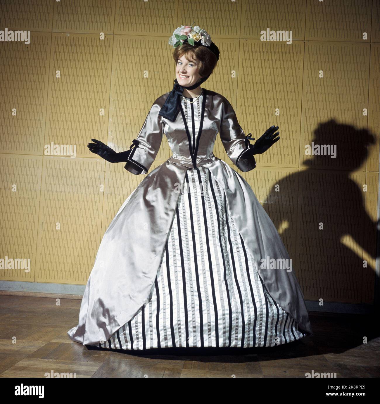 Oslo 1966. The musical / operette "The King and I" starring Sølvi Wang ...