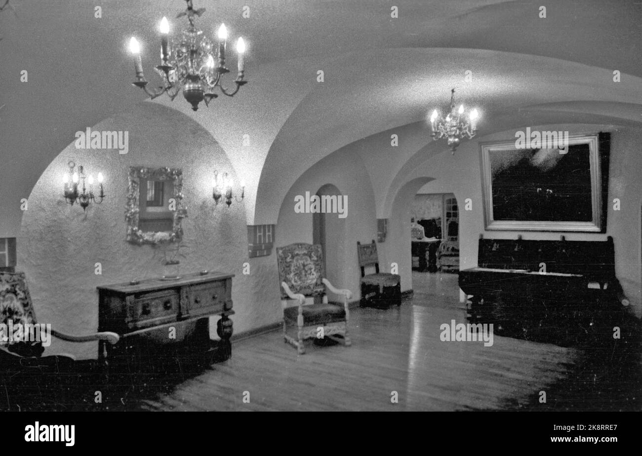 Huk on bygdoy 19450515 interiors from vidkun quislings residence hi-res ...