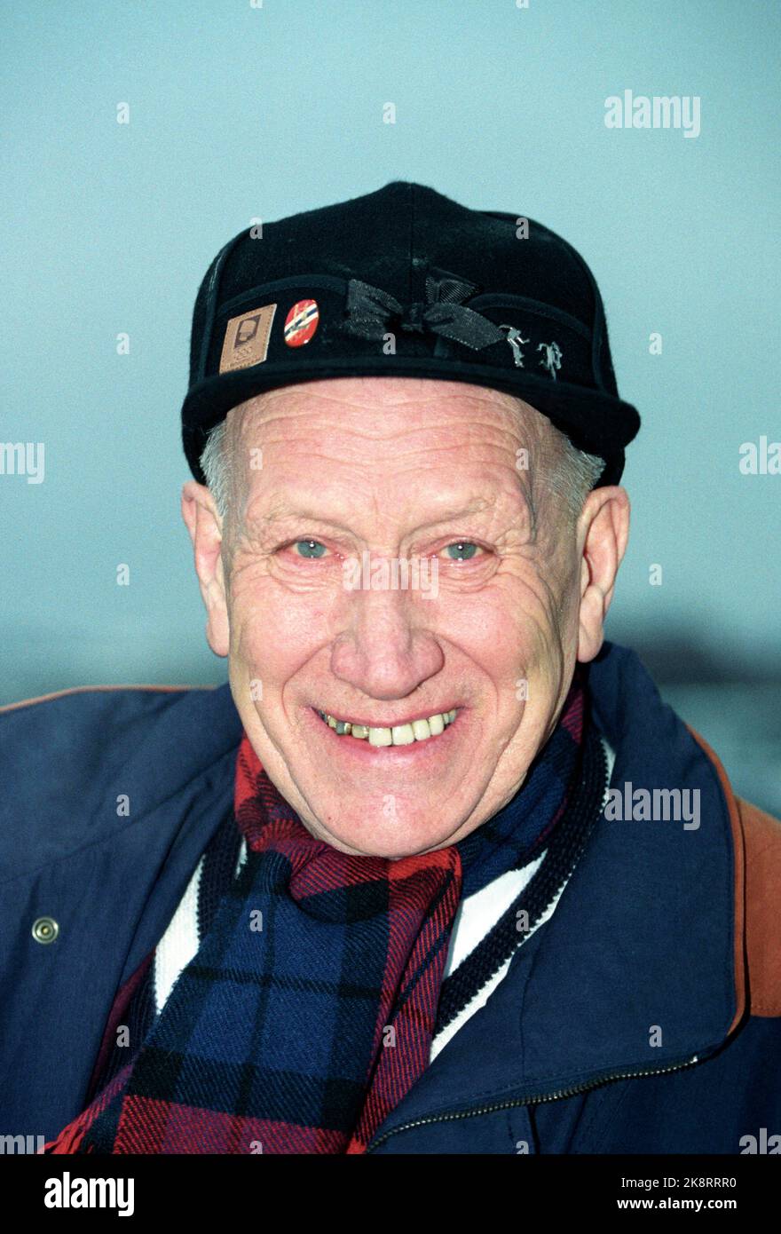 Morten hval ntb happiness alone portrait hi-res stock photography and ...