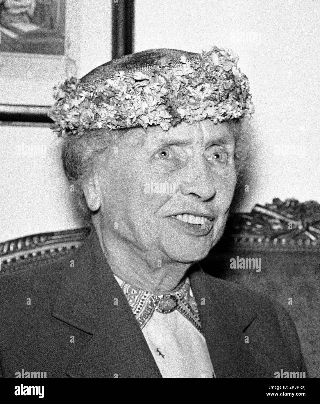 Oslo 195705 Helen Keller, (1880-1968) deaf and blind American author ...