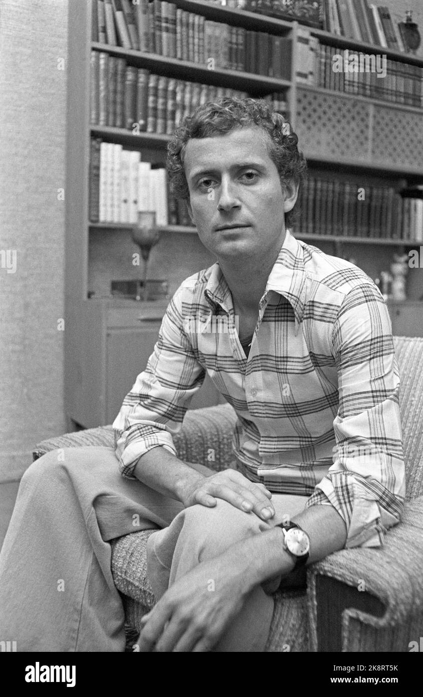 Artist from rogaland hi-res stock photography and images - Alamy